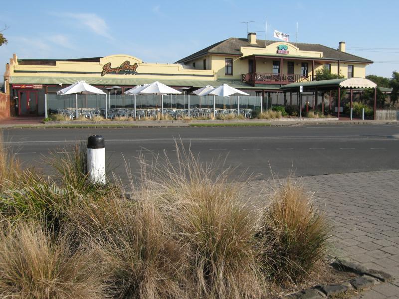 Barwon Heads photos - Travel Victoria: accommodation & visitor guide
