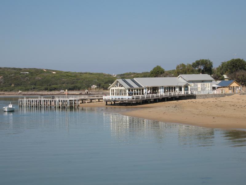 Barwon Heads photos - Travel Victoria: accommodation & visitor guide