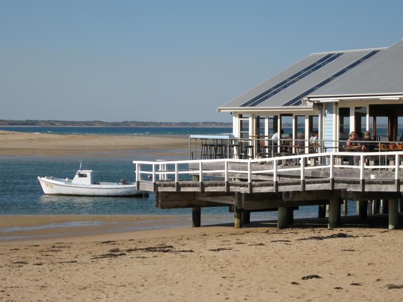 Barwon Heads photos - Travel Victoria: accommodation & visitor guide