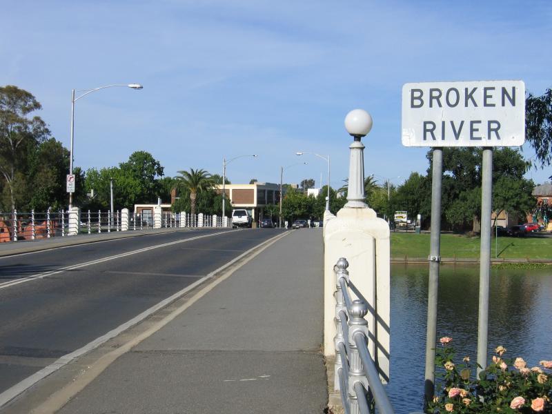 Benalla photos - Travel Victoria: accommodation & visitor guide