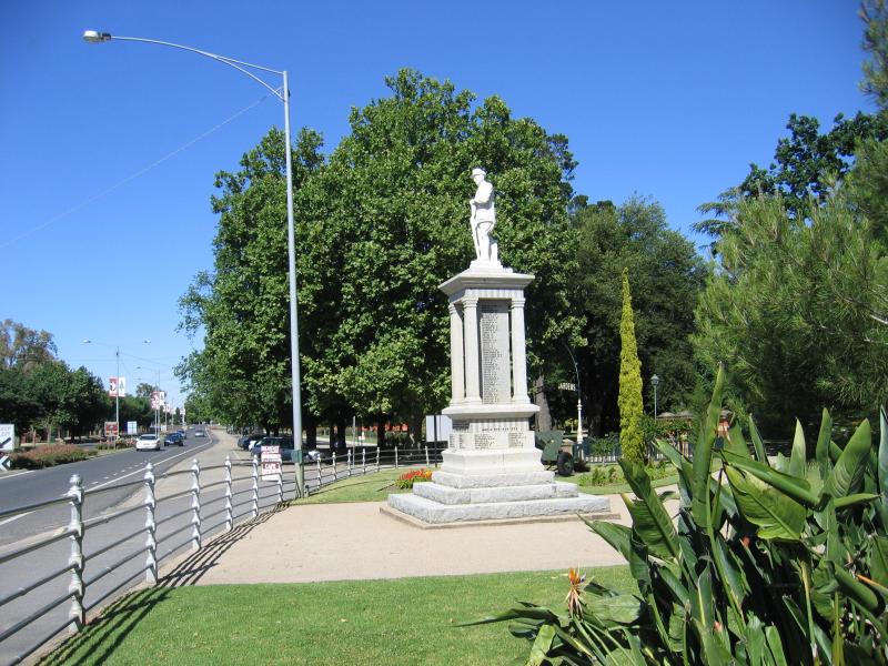 Benalla photos - Travel Victoria: accommodation & visitor guide