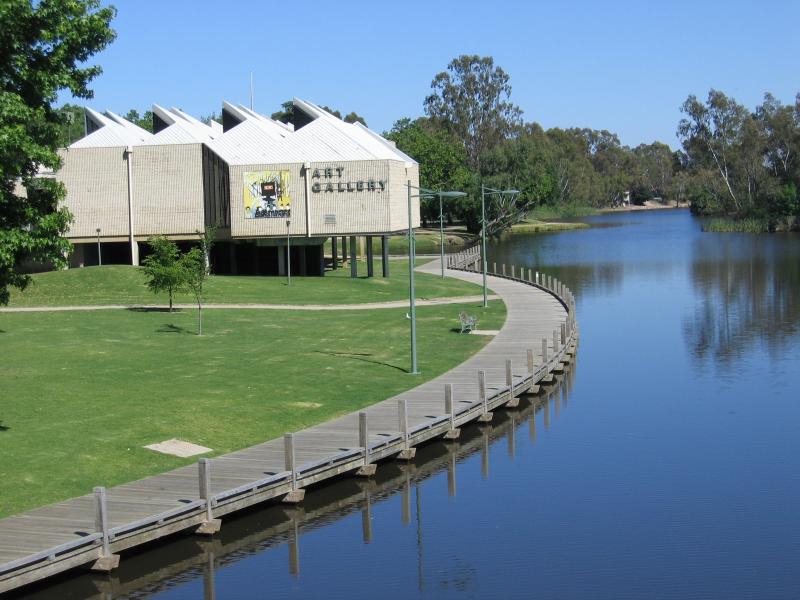 Benalla photos - Travel Victoria: accommodation & visitor guide