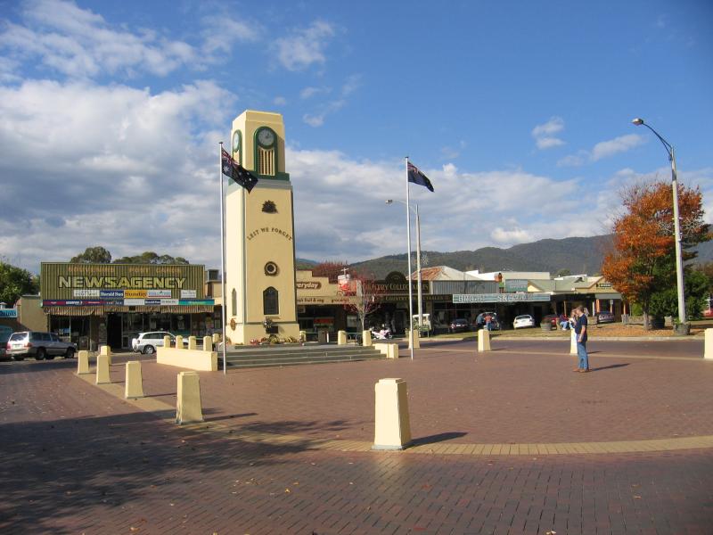 Bright photos - Travel Victoria: accommodation & visitor guide