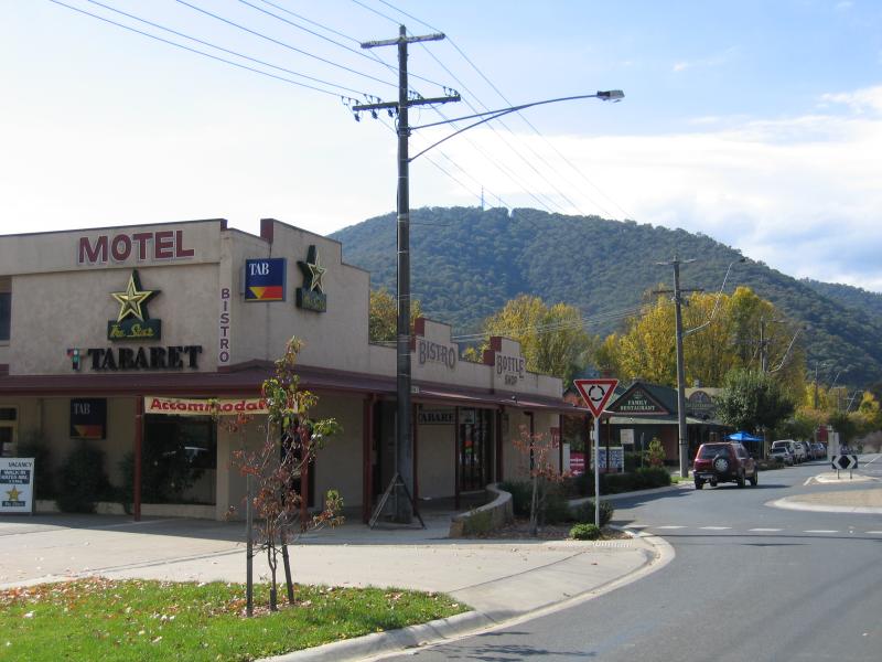 Bright photos - Travel Victoria: accommodation & visitor guide