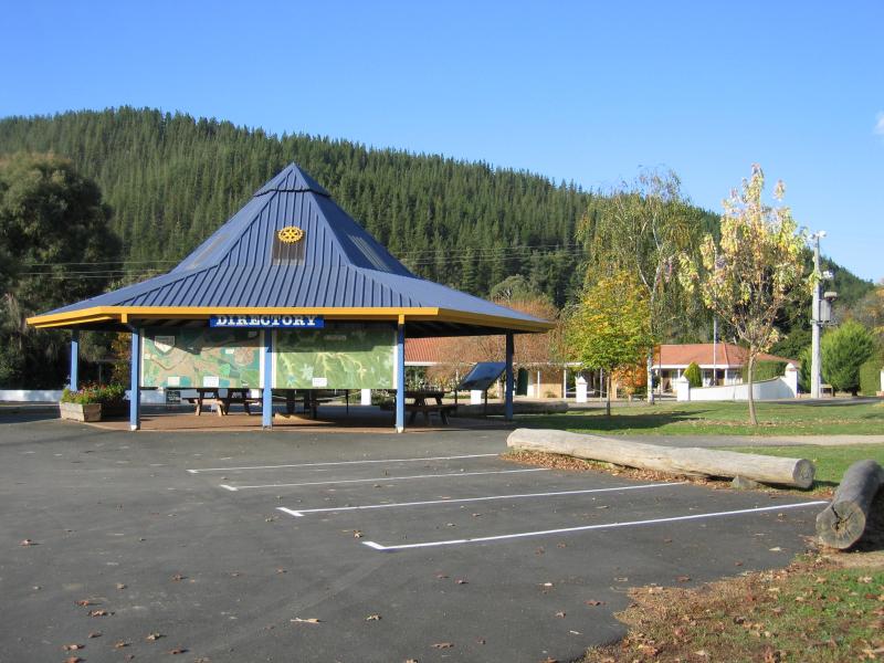 Bright photos - Travel Victoria: accommodation & visitor guide