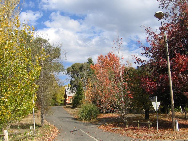 Bright photos - Travel Victoria: accommodation & visitor guide