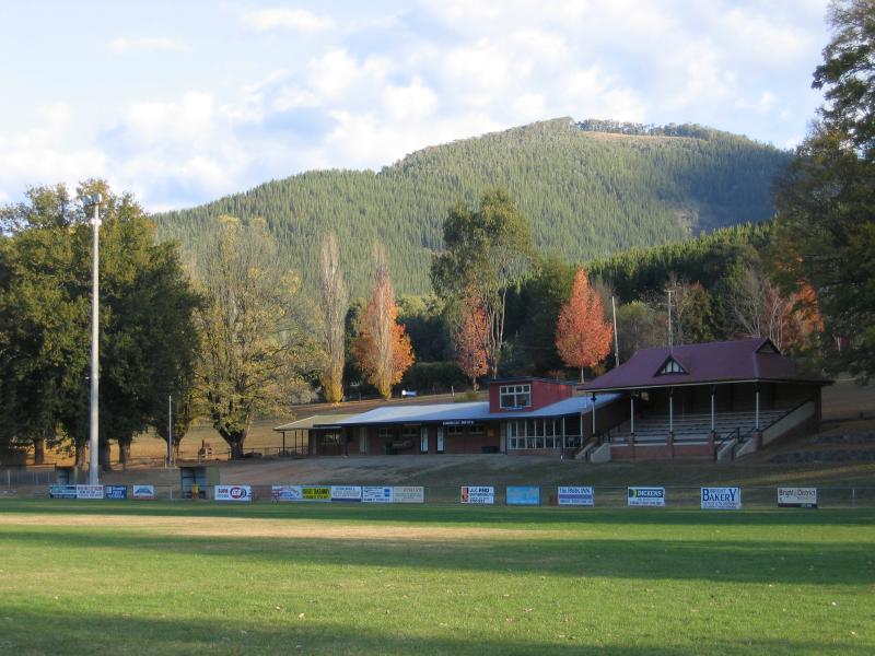 Bright photos - Travel Victoria: accommodation & visitor guide