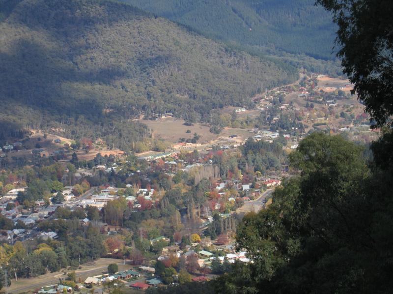 Bright photos - Travel Victoria: accommodation & visitor guide