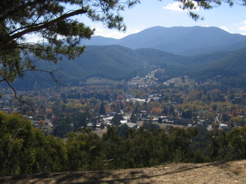 Bright photos - Travel Victoria: accommodation & visitor guide