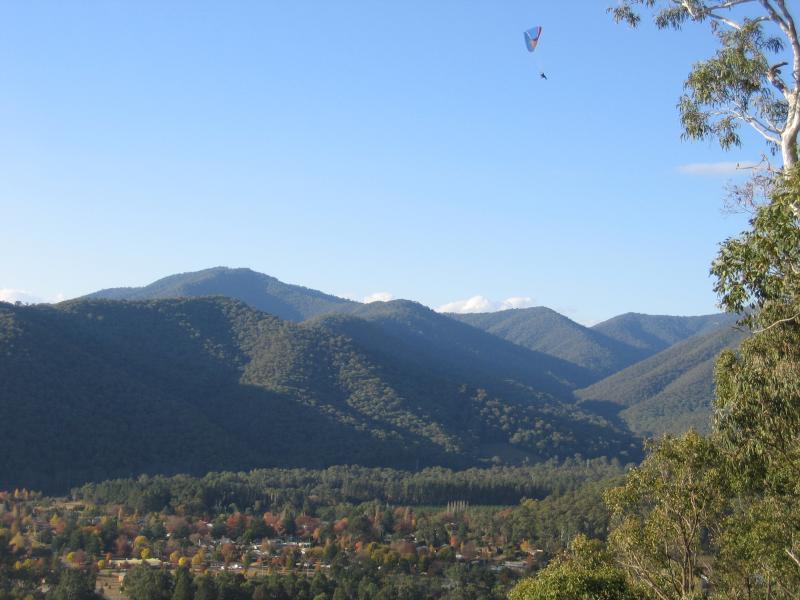 Bright photos - Travel Victoria: accommodation & visitor guide