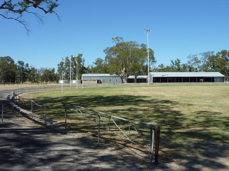 Dimboola [1979] - couturetracker