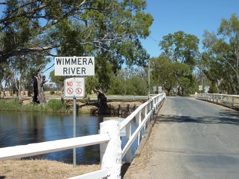 Dimboola photos - Travel Victoria: accommodation & visitor guide