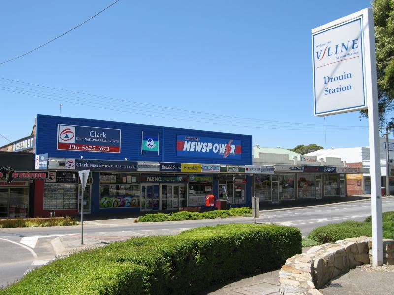 Drouin photos - Travel Victoria: accommodation & visitor guide