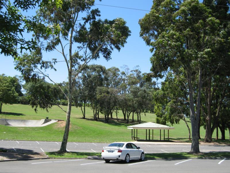 Drouin photos - Travel Victoria: accommodation & visitor guide