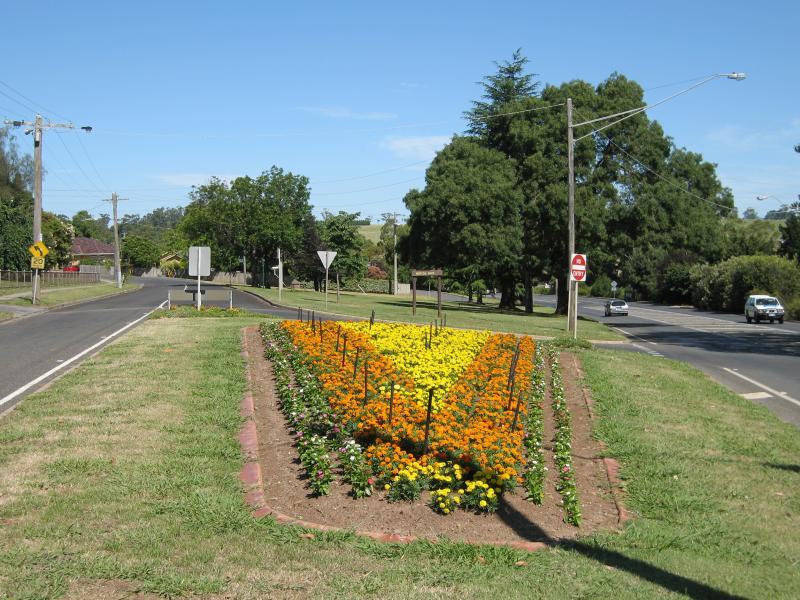 Drouin photos - Travel Victoria: accommodation & visitor guide