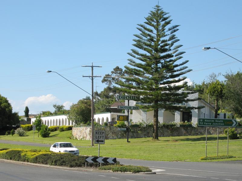 Drouin photos - Travel Victoria: accommodation & visitor guide