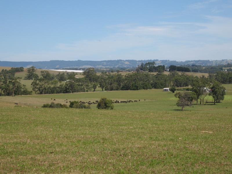 Drouin photos - Travel Victoria: accommodation & visitor guide