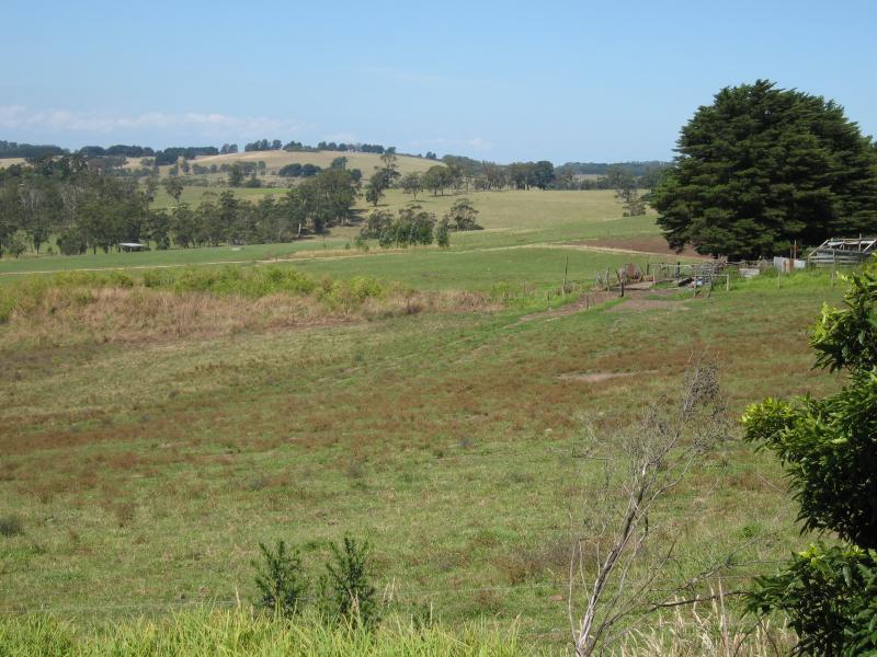 Drouin photos - Travel Victoria: accommodation & visitor guide