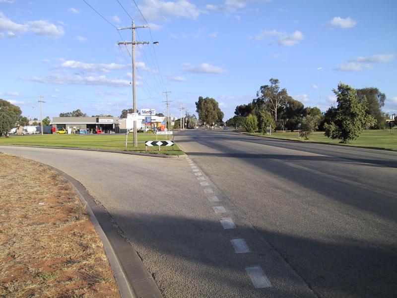 Robinvale photos - Travel Victoria: accommodation & visitor guide