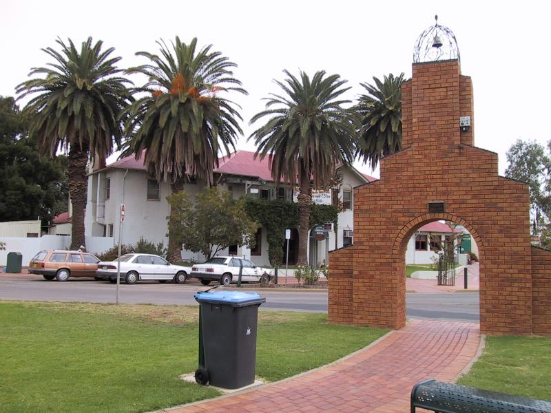 Robinvale photos - Travel Victoria: accommodation & visitor guide