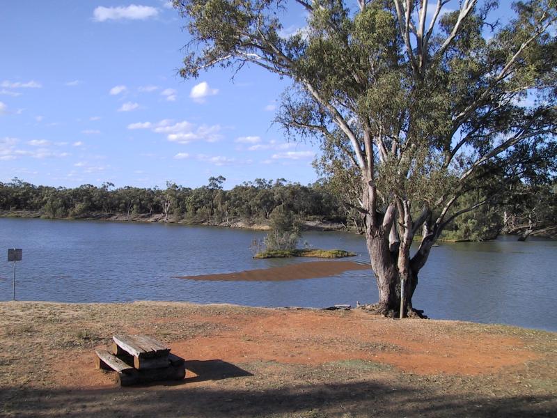 Robinvale photos - Travel Victoria: accommodation & visitor guide