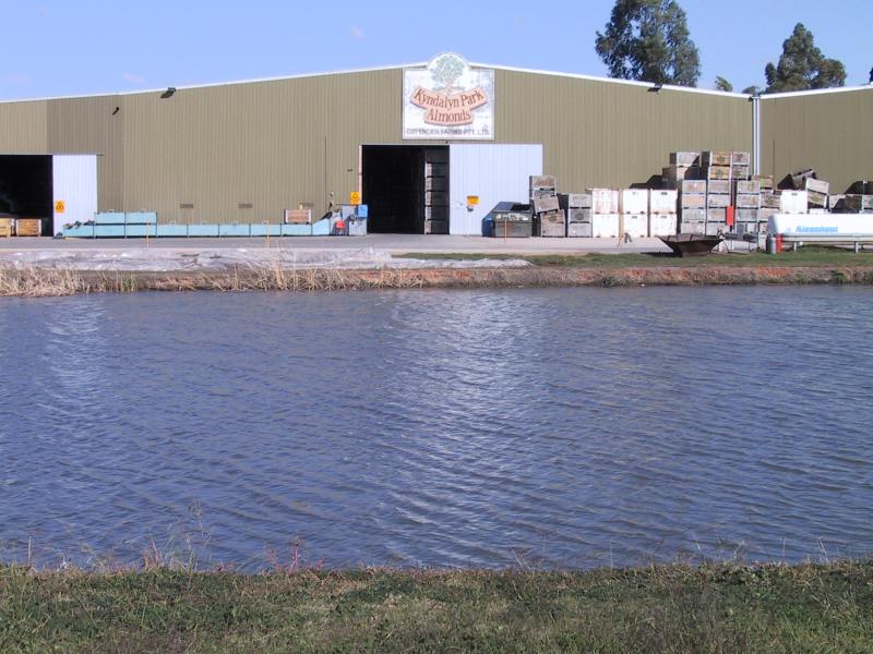 Robinvale photos - Travel Victoria: accommodation & visitor guide