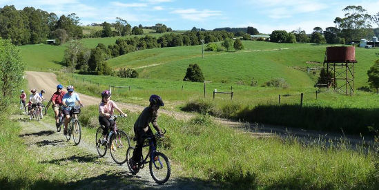 Colac attractions - Travel Victoria: accommodation & visitor guide