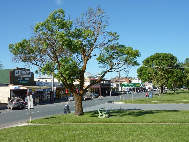 Yea photos - Travel Victoria: accommodation & visitor guide