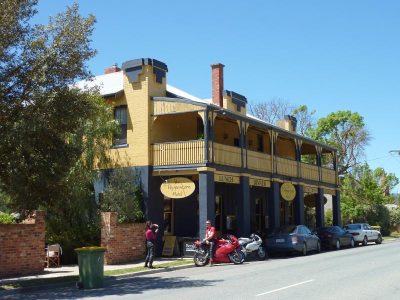 Yea photos - Travel Victoria: accommodation & visitor guide