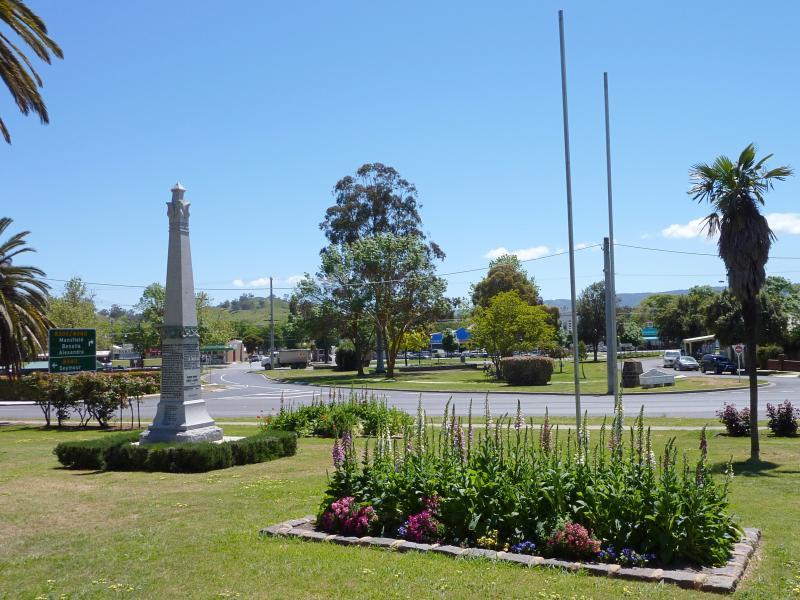 Yea photos - Travel Victoria: accommodation & visitor guide