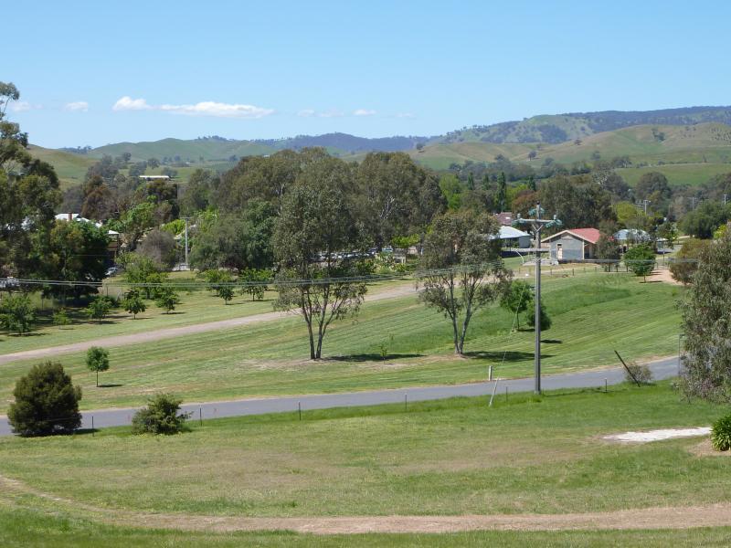 Yea photos - Travel Victoria: accommodation & visitor guide