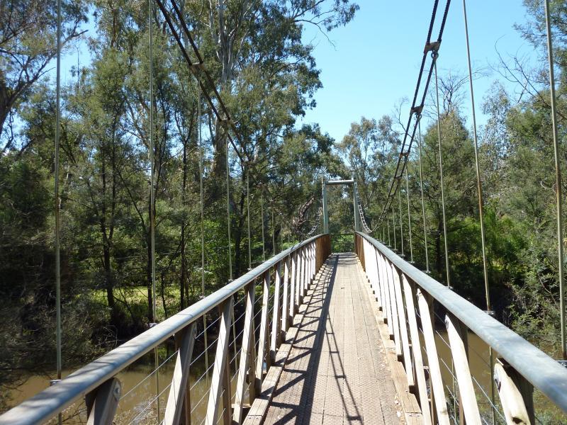 Yea photos - Travel Victoria: accommodation & visitor guide